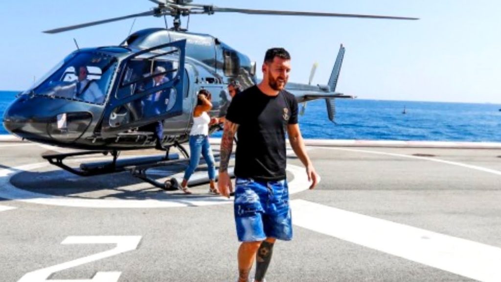 Lionel Messi Lifestyle 2020 | Cars, Private Jet, House | - Lionel Messi