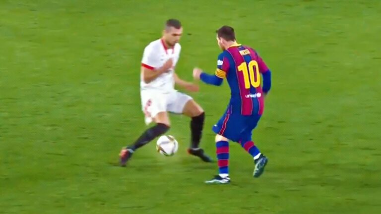 Lionel Messi Dribbling Players For Fun - Lionel Messi