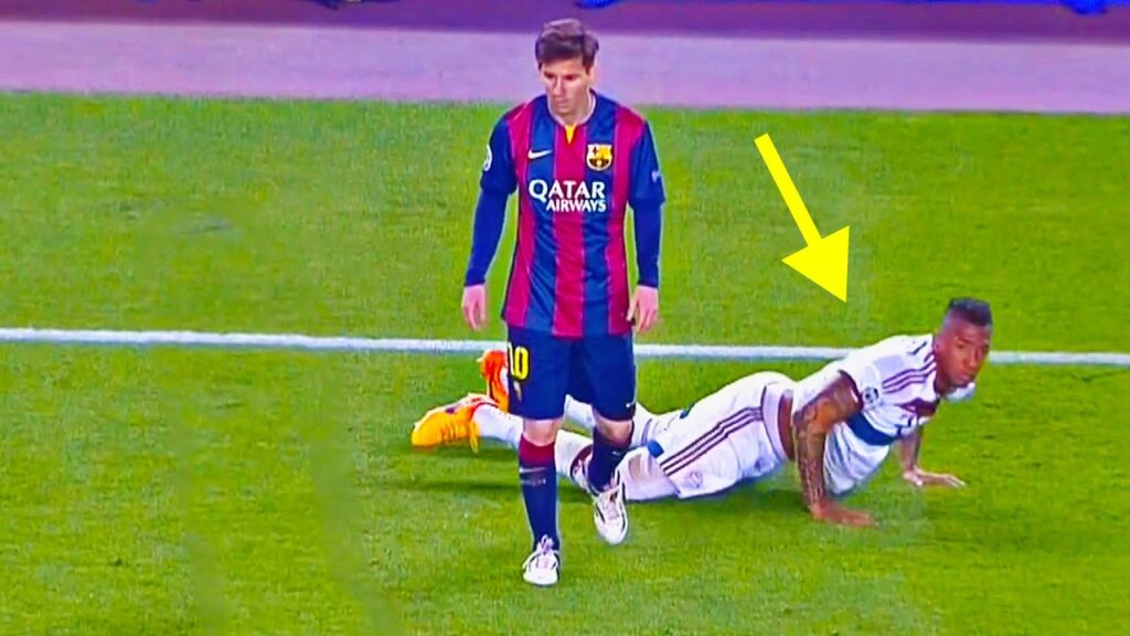 The Day Lionel Messi Outclassed Bayern Munich Alone ! - Lionel Messi